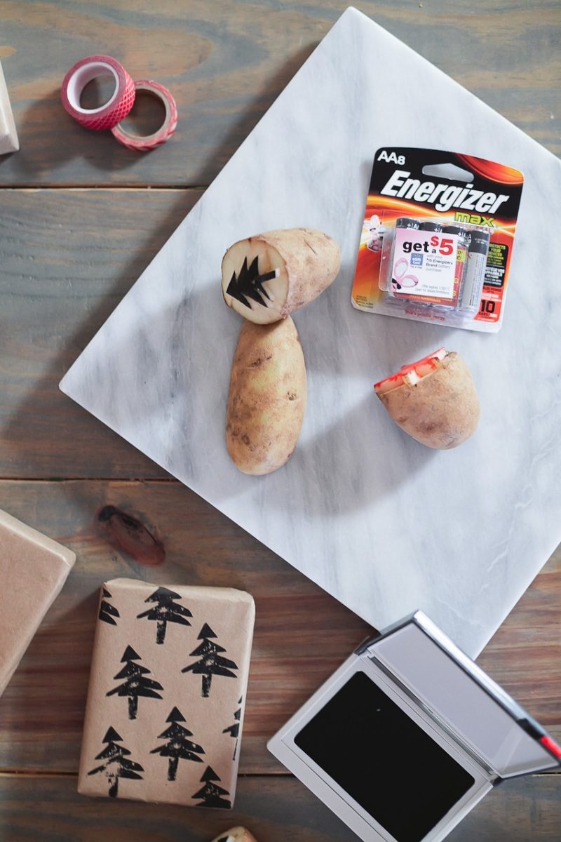 Christmas Gift Wrapping Ideas | Tutorial | Fresh Mommy Blog