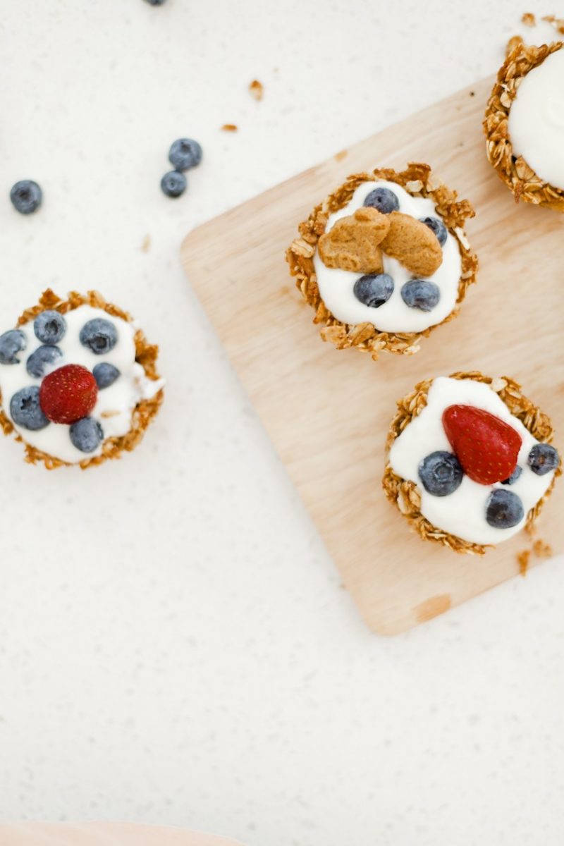 Breakfast Granola Cups with Fruit and Yogurt - Tabitha Blue | Fresh ...