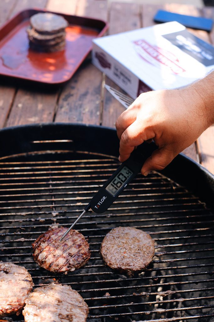 How to Grill Burgers | Florida lifestyle | Fresh Mommy Blog