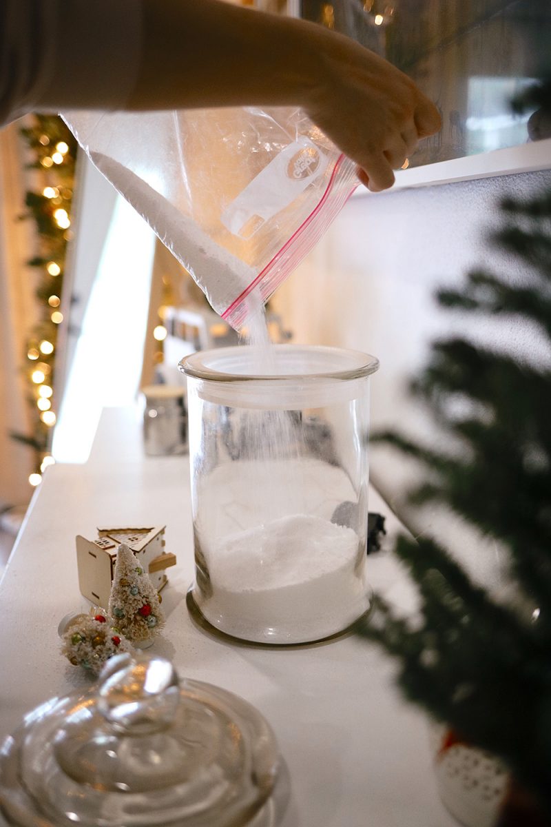 DIY Christmas Snow Globe Tutorial - Fresh Mommy Blog