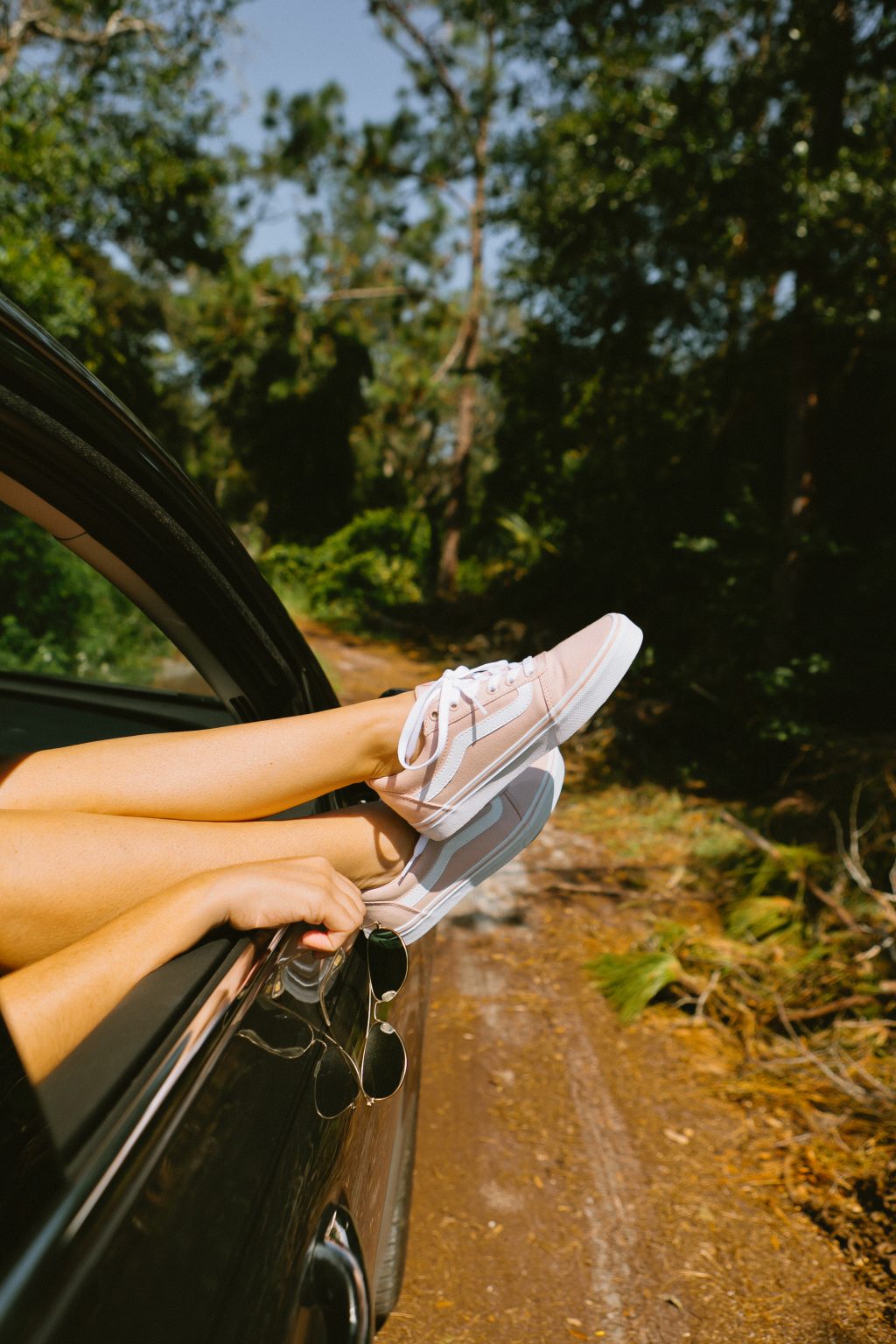 10 Must Have Items For Your Girls Trip - Fresh Mommy Blog