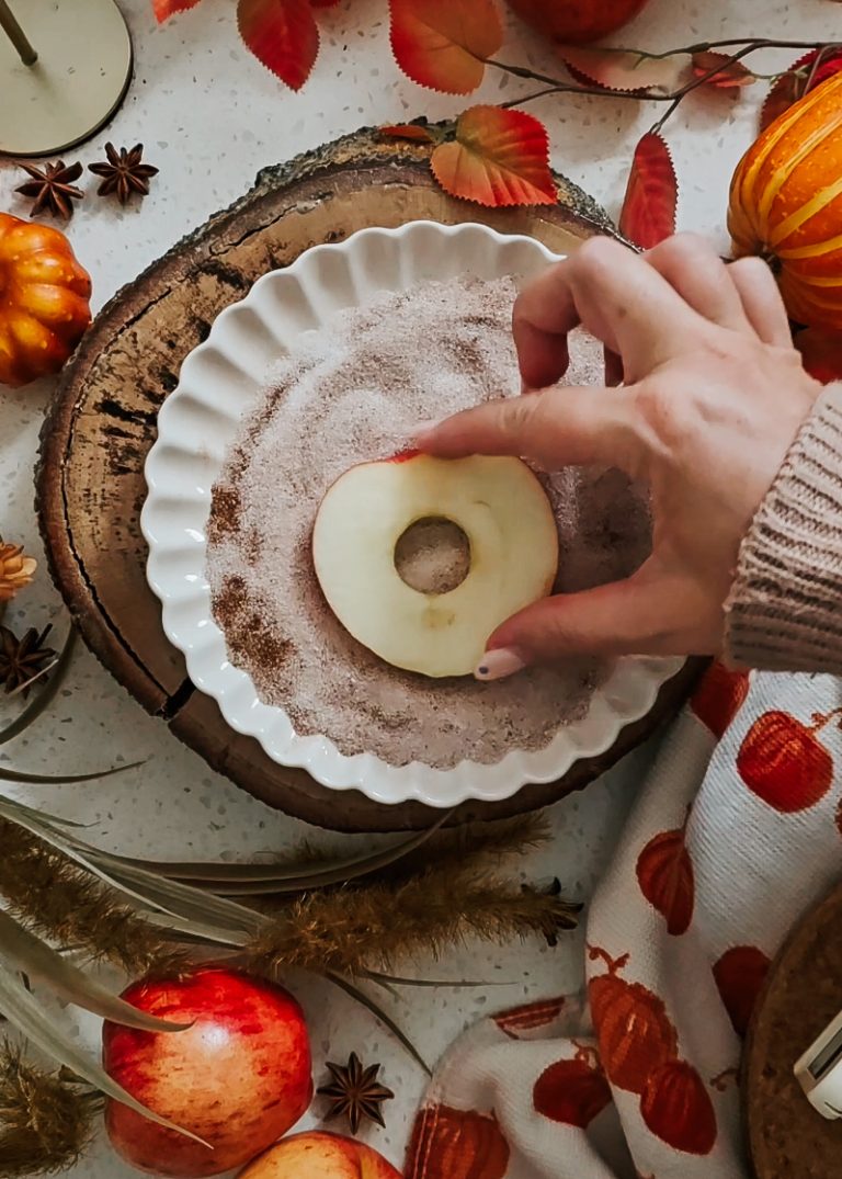 Apple Donuts: The Fall Treat Your Kids will Crave - Fresh Mommy Blog